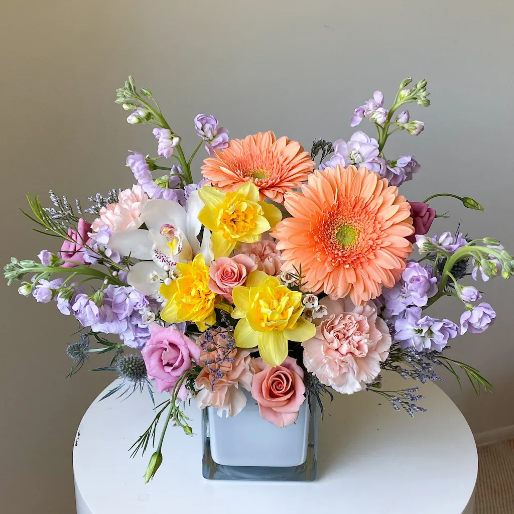 Celebration Of Mom – Blossmcart Flowers